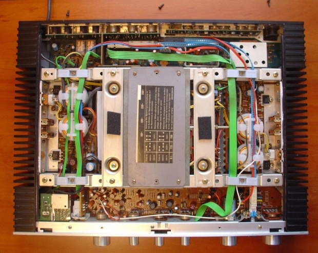 Jeftino pojacalo za Grundig Box 550b - Početnička pitanja - HiFi forumi