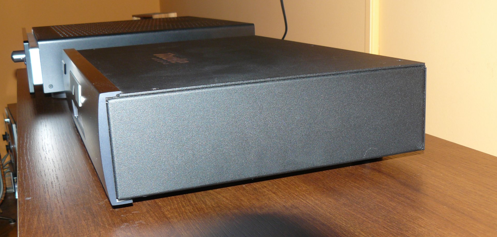Thule Spirit CD100 - Mali oglasi - HiFi forumi