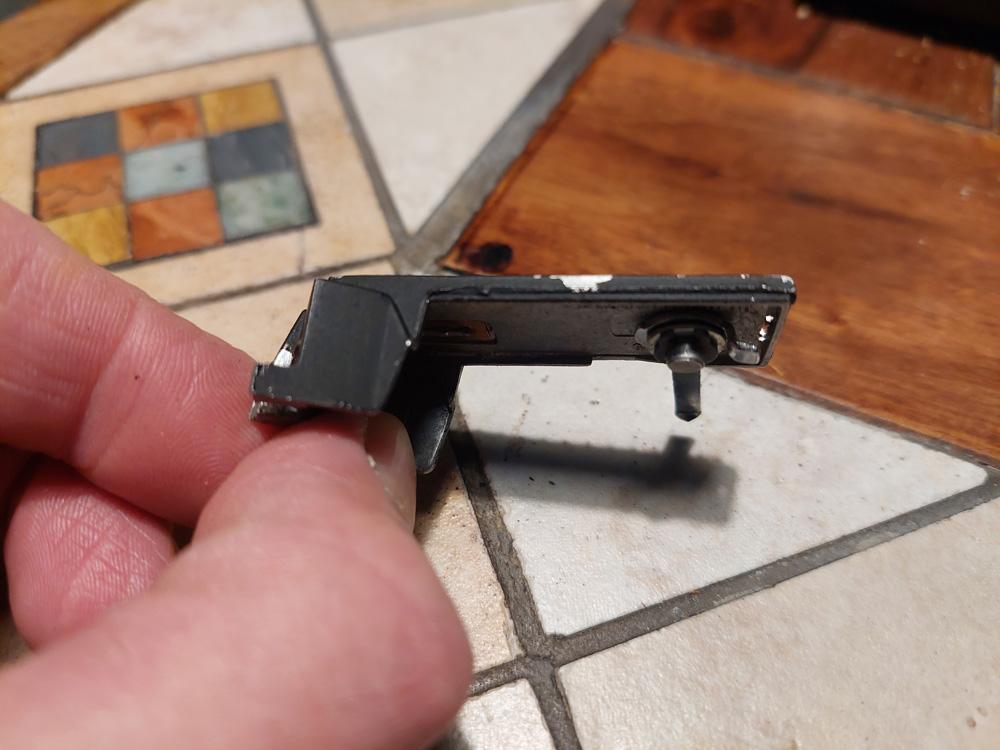 Kupujem headshell za Dual 1219/1229 - Mali oglasi - HiFi forumi