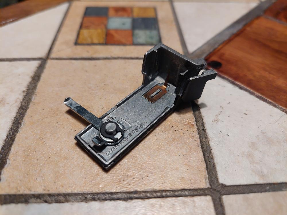 Kupujem headshell za Dual 1219/1229 - Mali oglasi - HiFi forumi